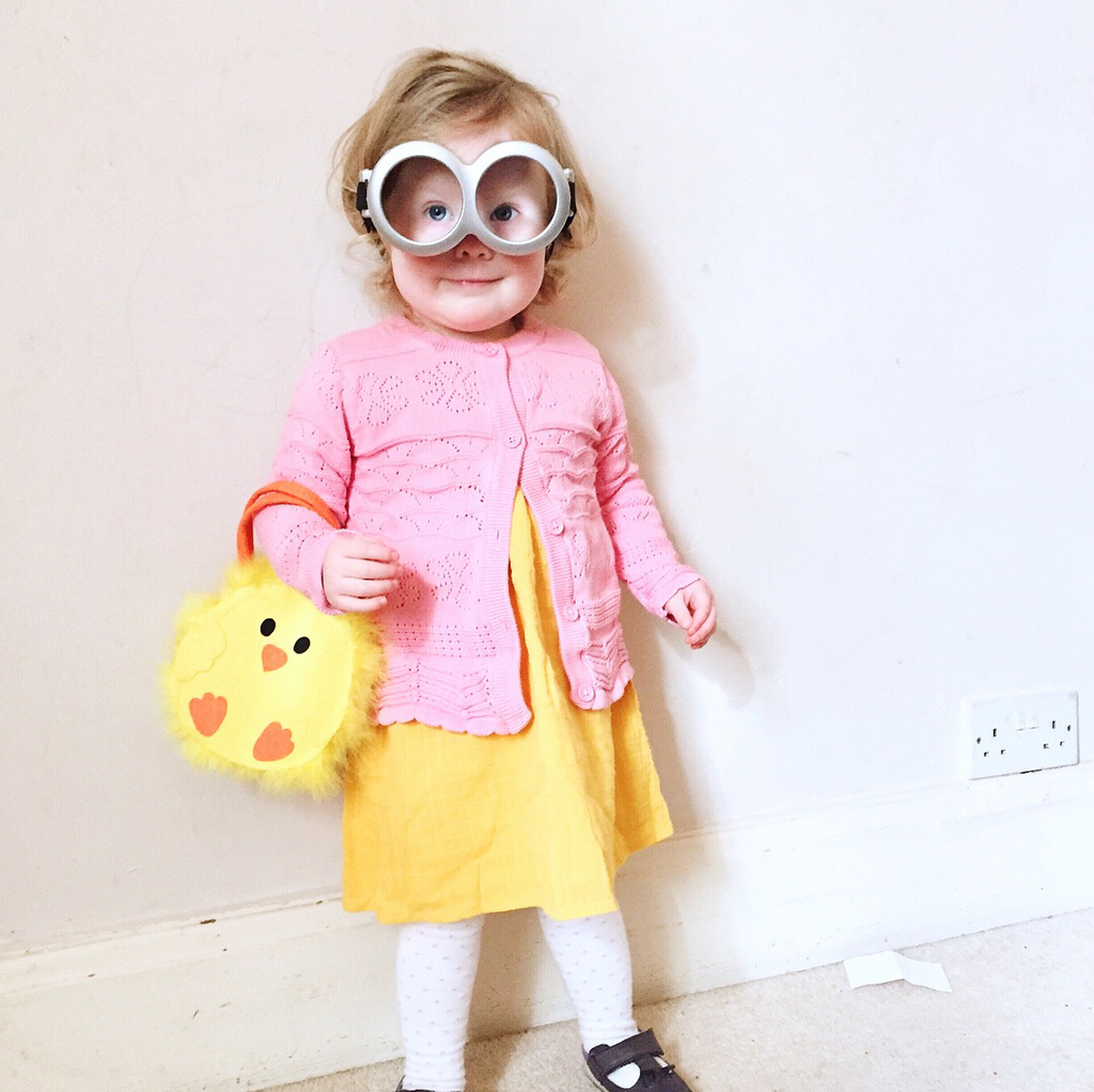 Easter ready – Clara and Macy