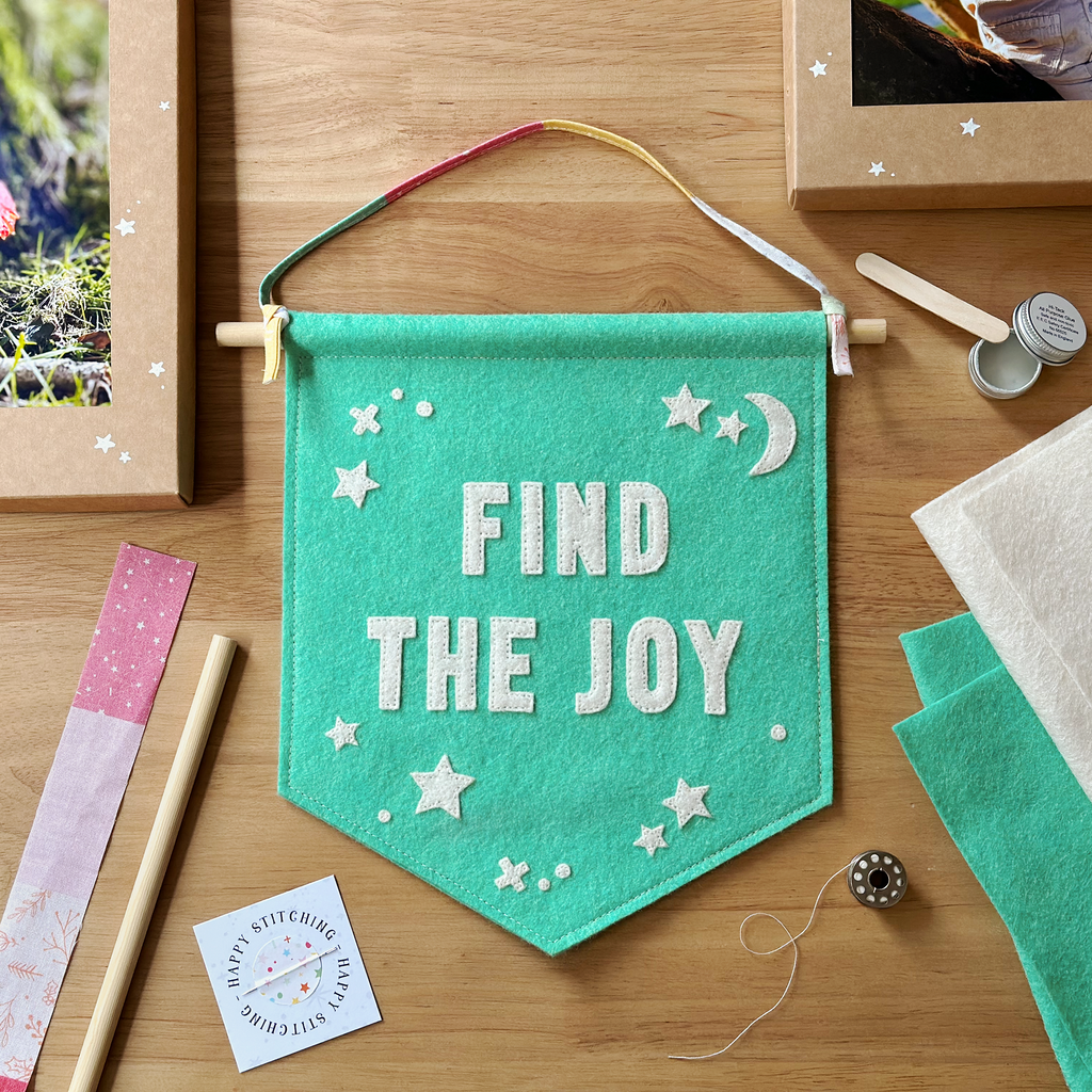 Find The Joy Positive Message Banner Craft Kit – Clara and Macy