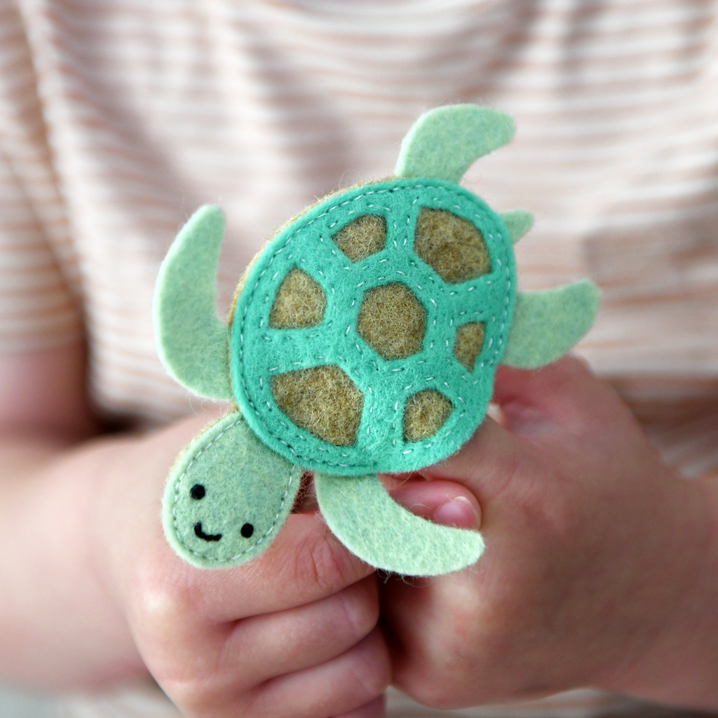 Sea Turtle Finger Puppet Craft Kit – Clara and Macy