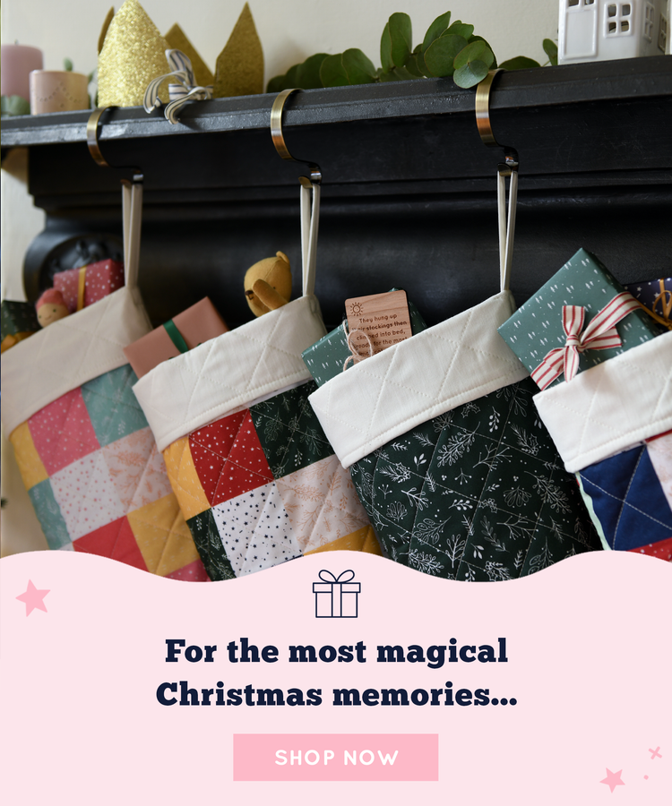 Christmas – Clara and Macy